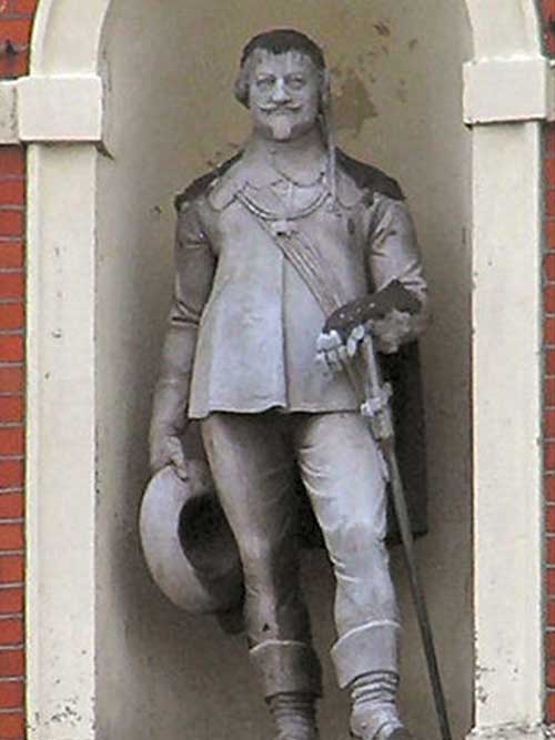 Bornholms Forsvarsmuseum | Månedens Genstand: Statue af Christian IV